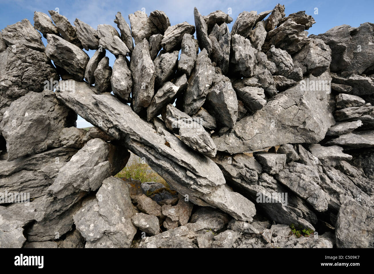 Limestone Dry Stone Wall of The Burren Stock Photo - Alamy