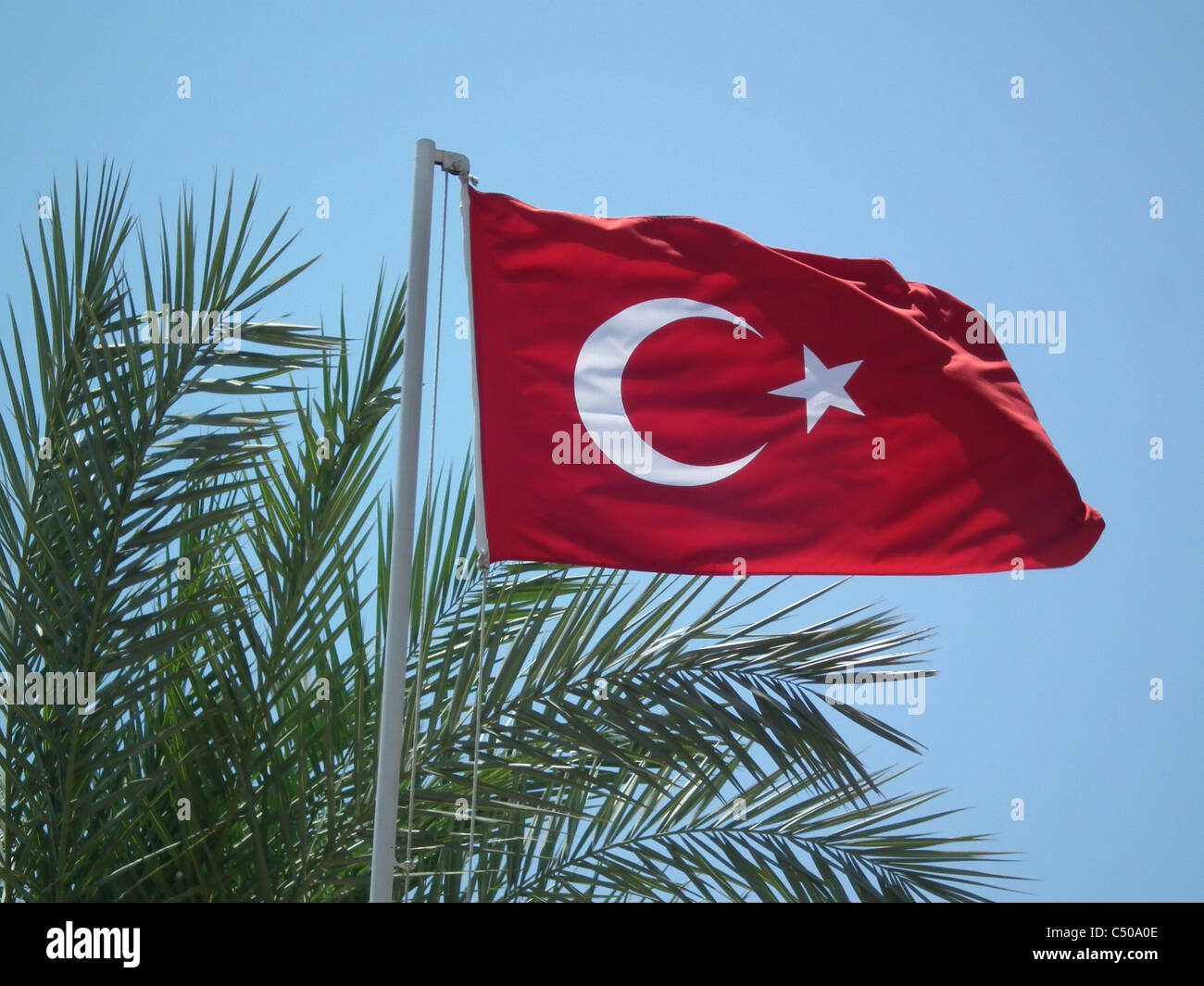 NATIONAL FLAG OF THE REPUBLIC OF TURKEY Photo Tony Gale Stock Photo - Alamy