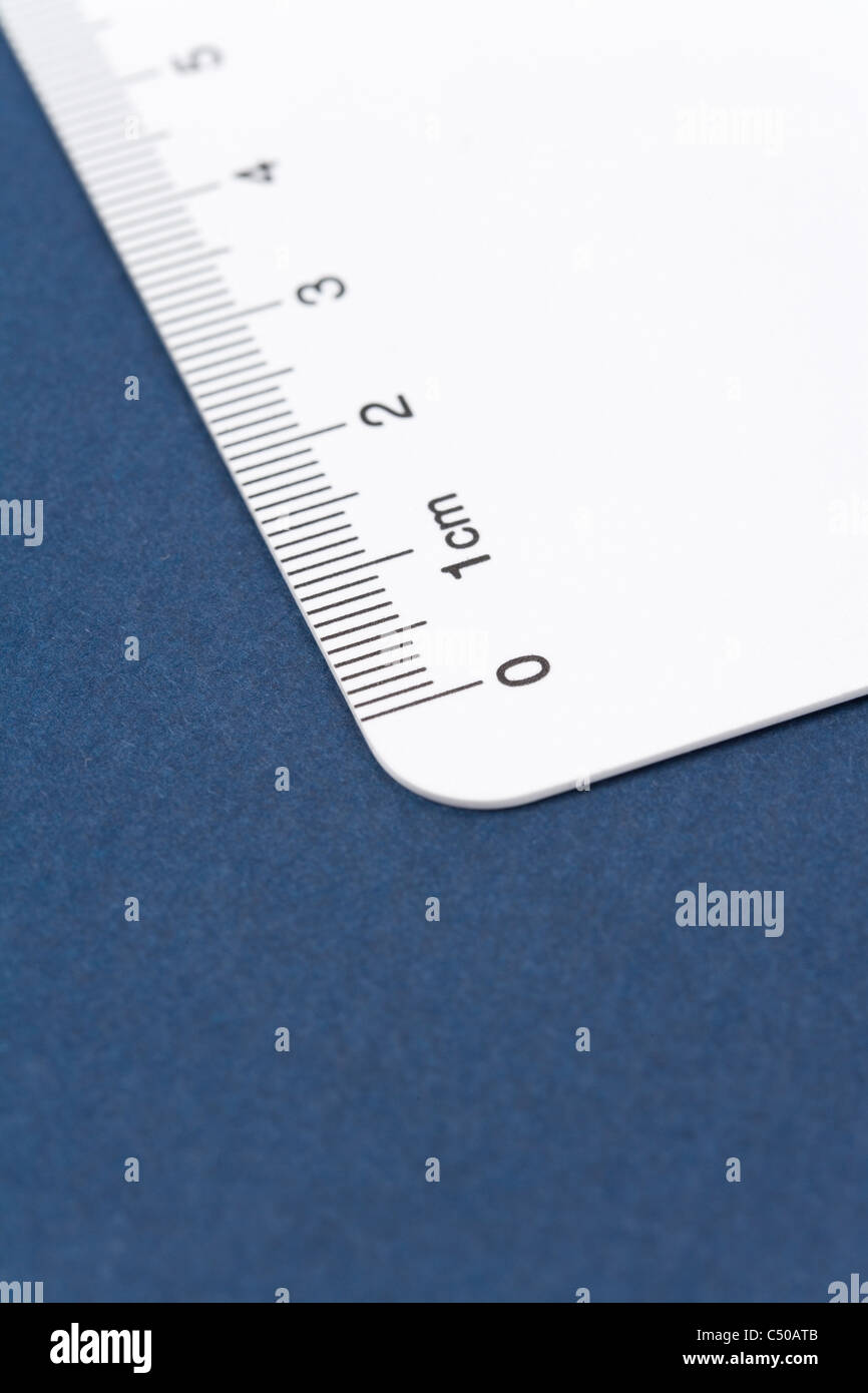 White ruler hi-res stock photography and images - Alamy