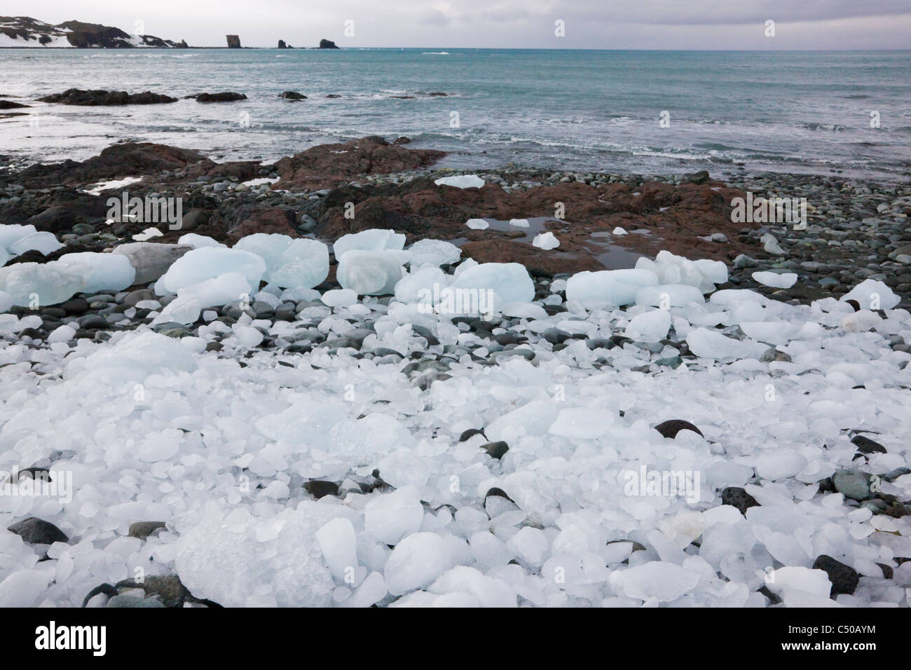 The ocean island hi-res stock photography and images - Alamy