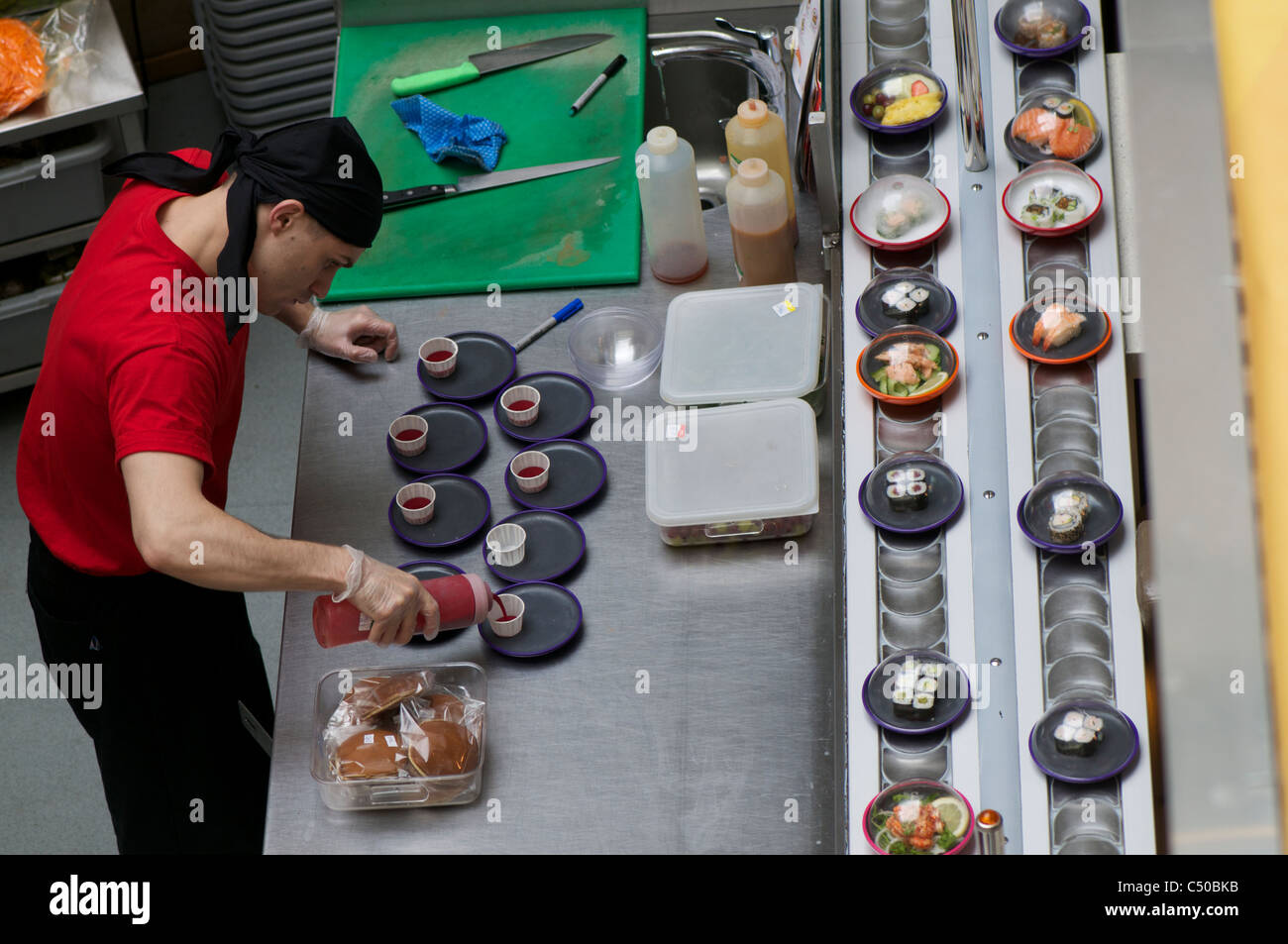 Sushi train hi-res stock photography and images - Alamy