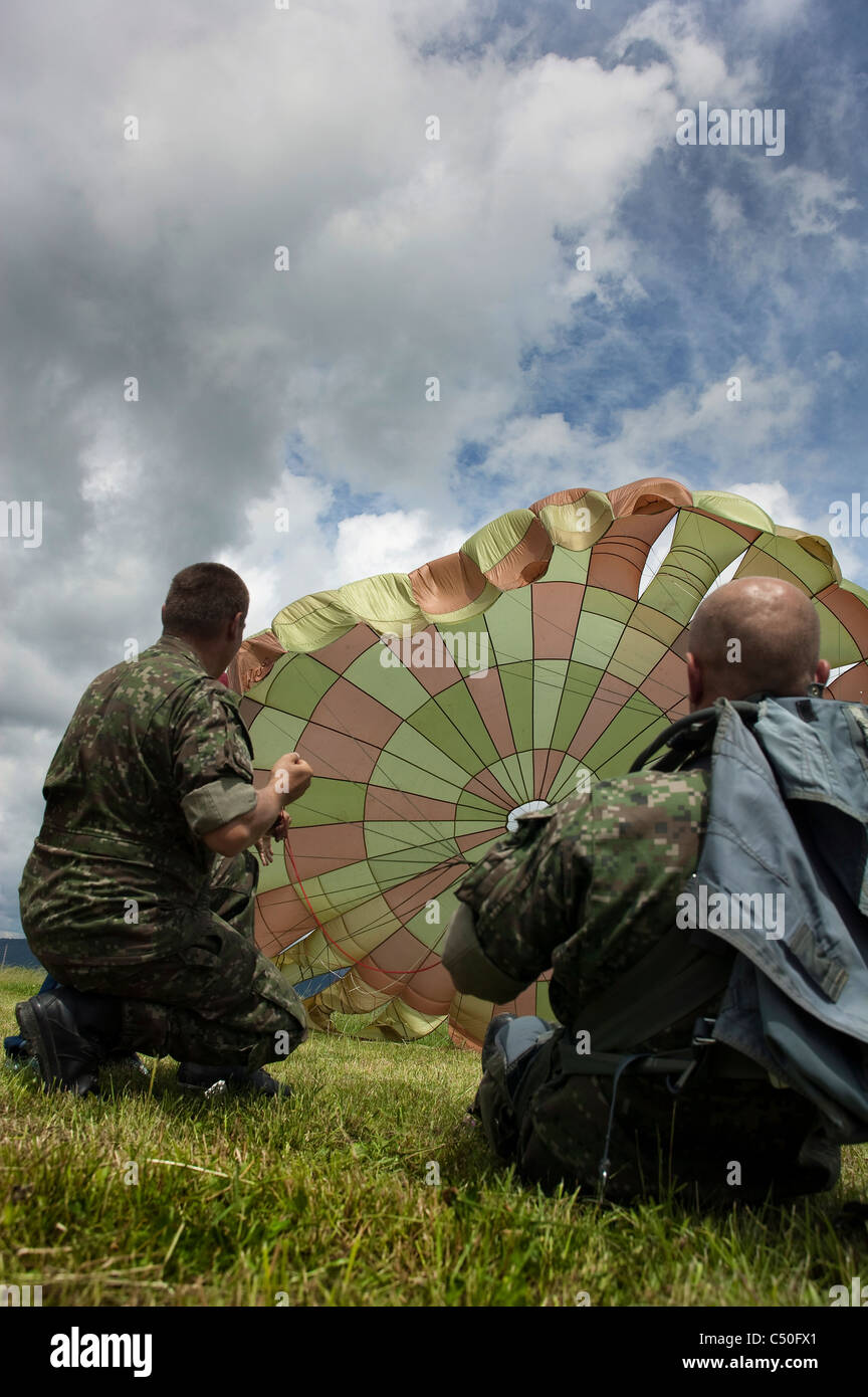 Paras hi-res stock photography and images - Alamy