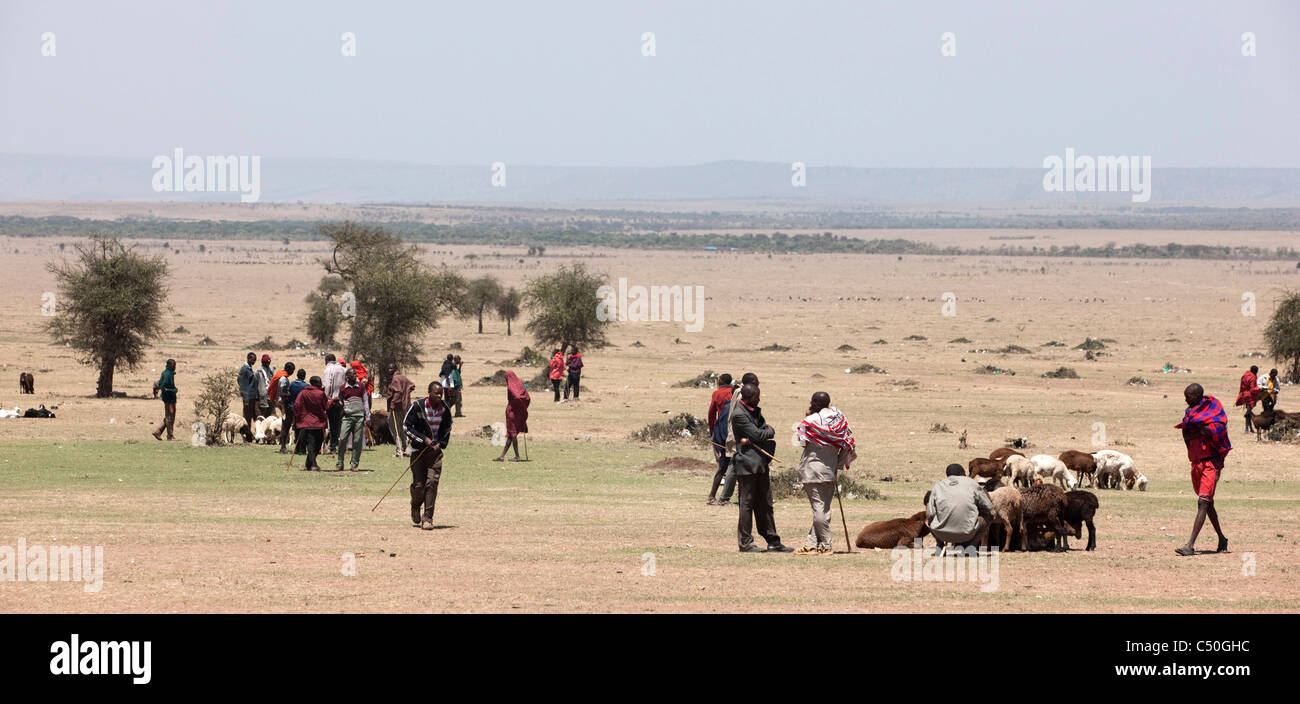 Masai tribe hi-res stock photography and images - Alamy