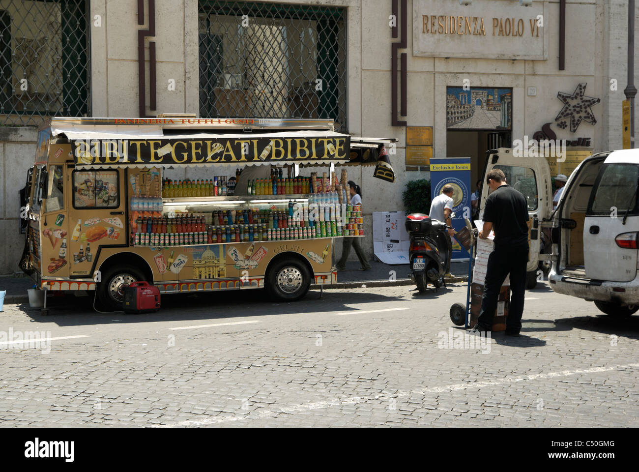 Ice Delivery Van High Resolution Stock Photography and Images - Alamy
