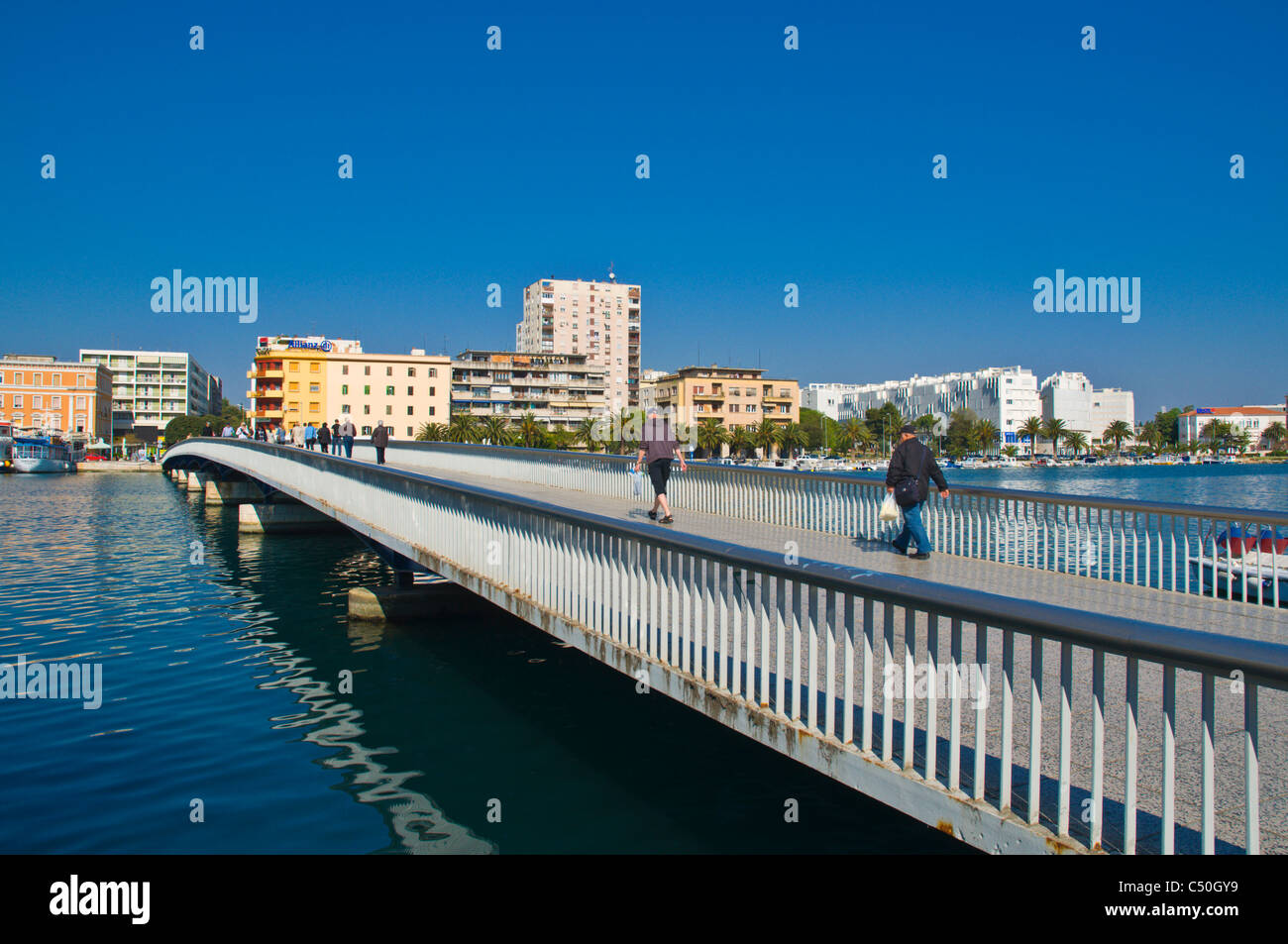 Harbor bridge walk hi-res stock photography and images - Alamy