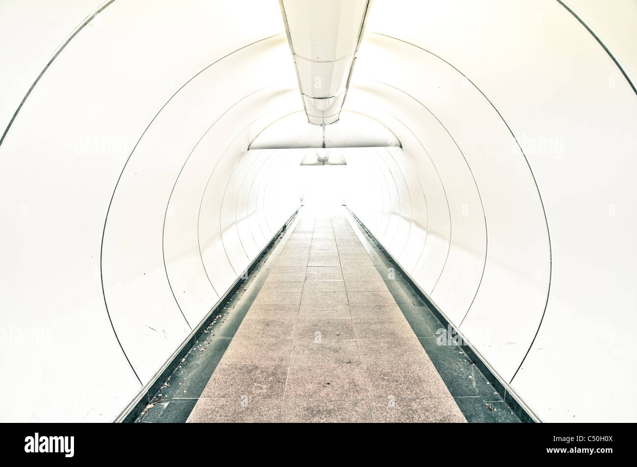 Underpass pathway hi-res stock photography and images - Alamy