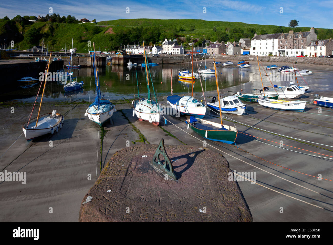 Stonehaven harbour on a summer's day, Aberdeenshire, Scotland Stock ...