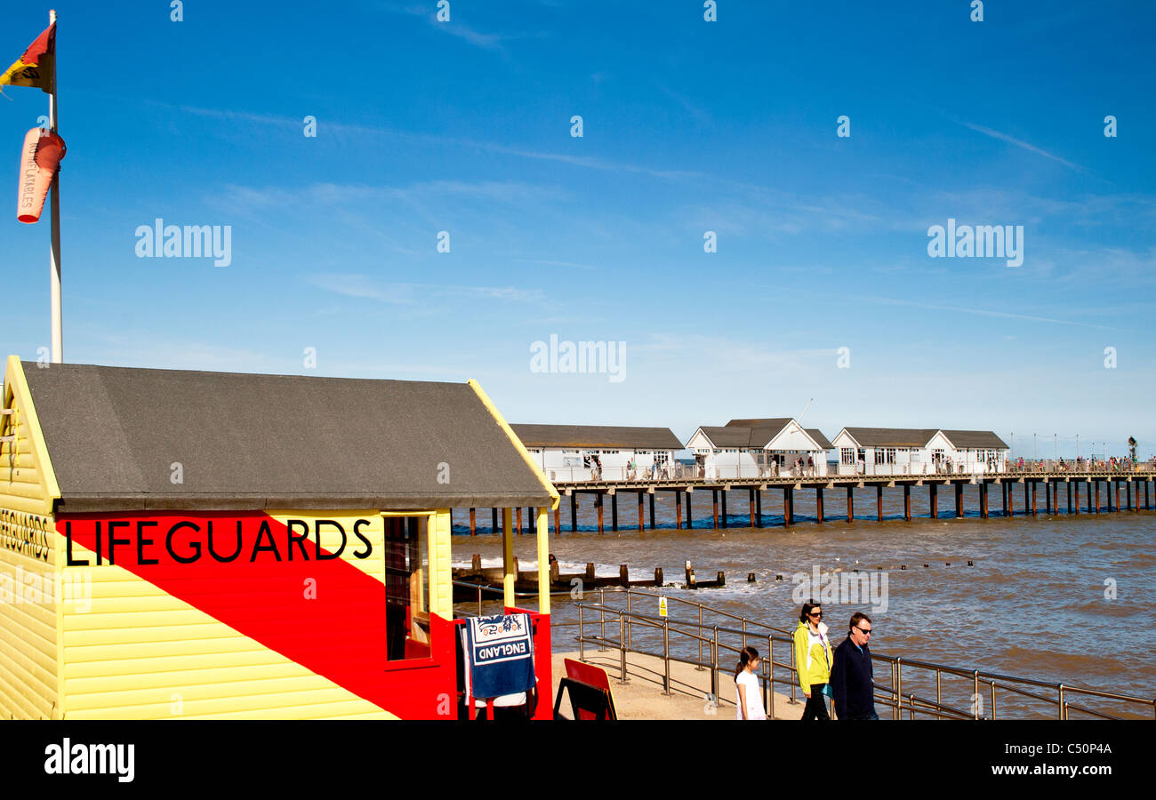 Am Strand von Southwold, Suffolk; beach scene in Southwold Stock Photo ...