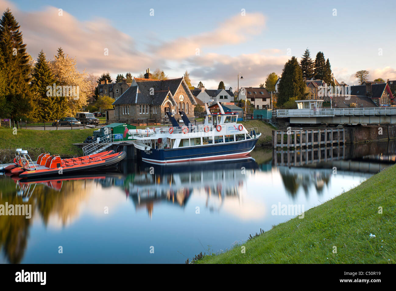 Fort augustus scotland hi-res stock photography and images - Alamy