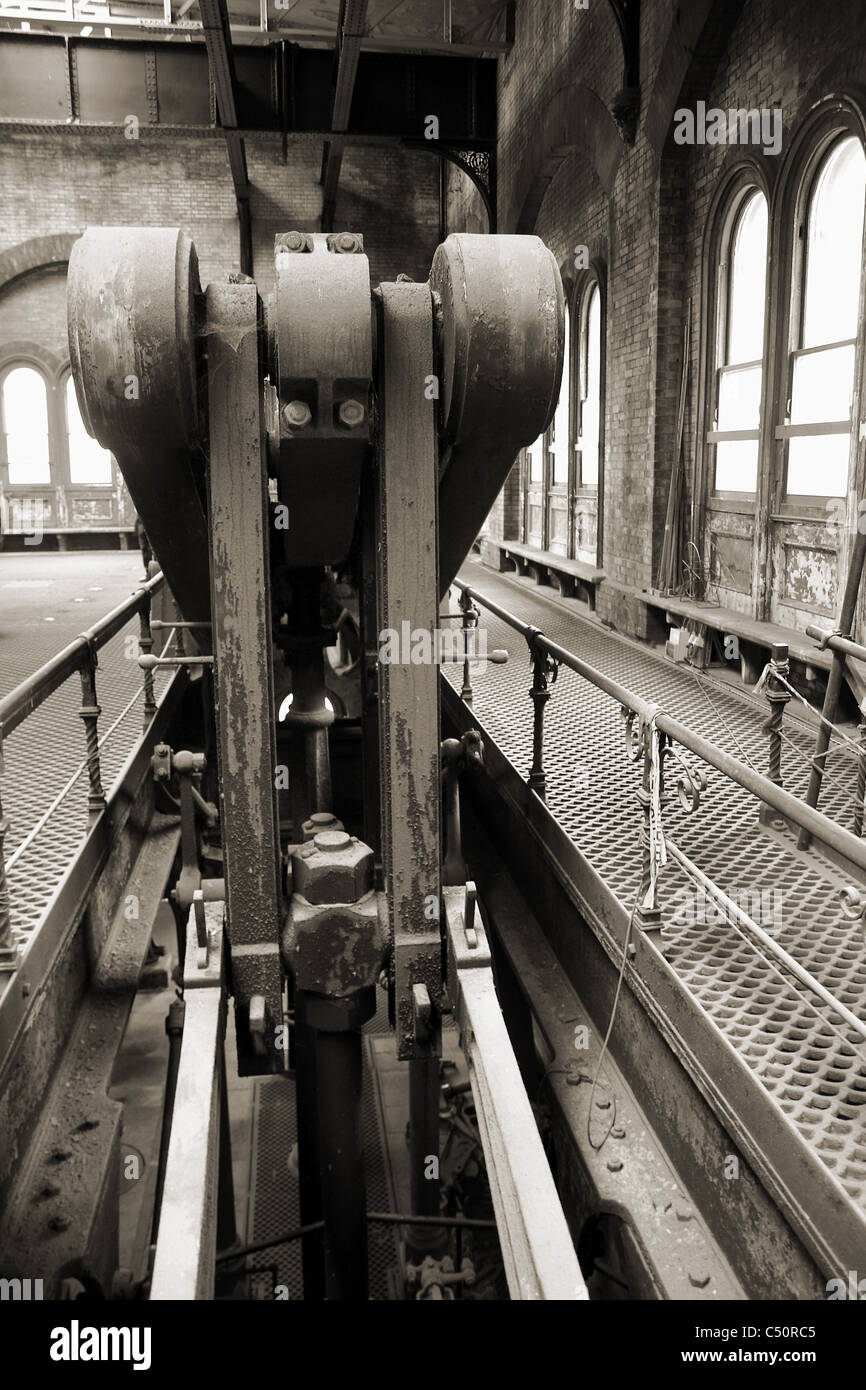 Bazalgette sewers hi-res stock photography and images - Alamy