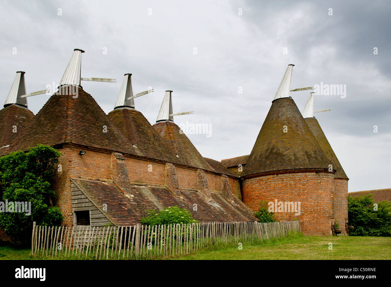 Drying hops hi-res stock photography and images - Alamy