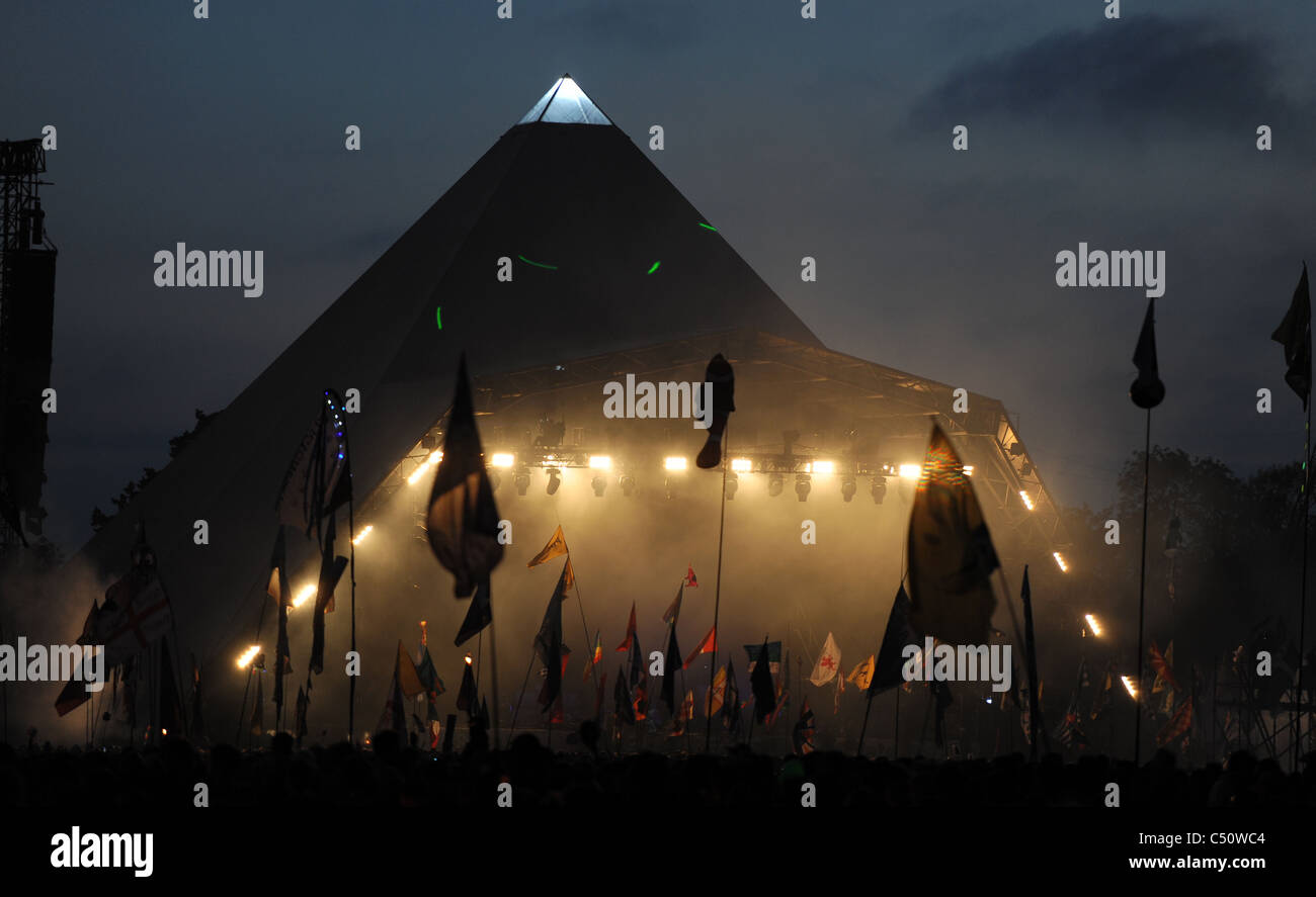 Pyramid Stage Glastonbury Stock Photo - Alamy