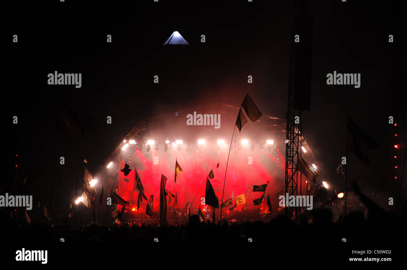 Pyramid Stage Glastonbury Stock Photo - Alamy