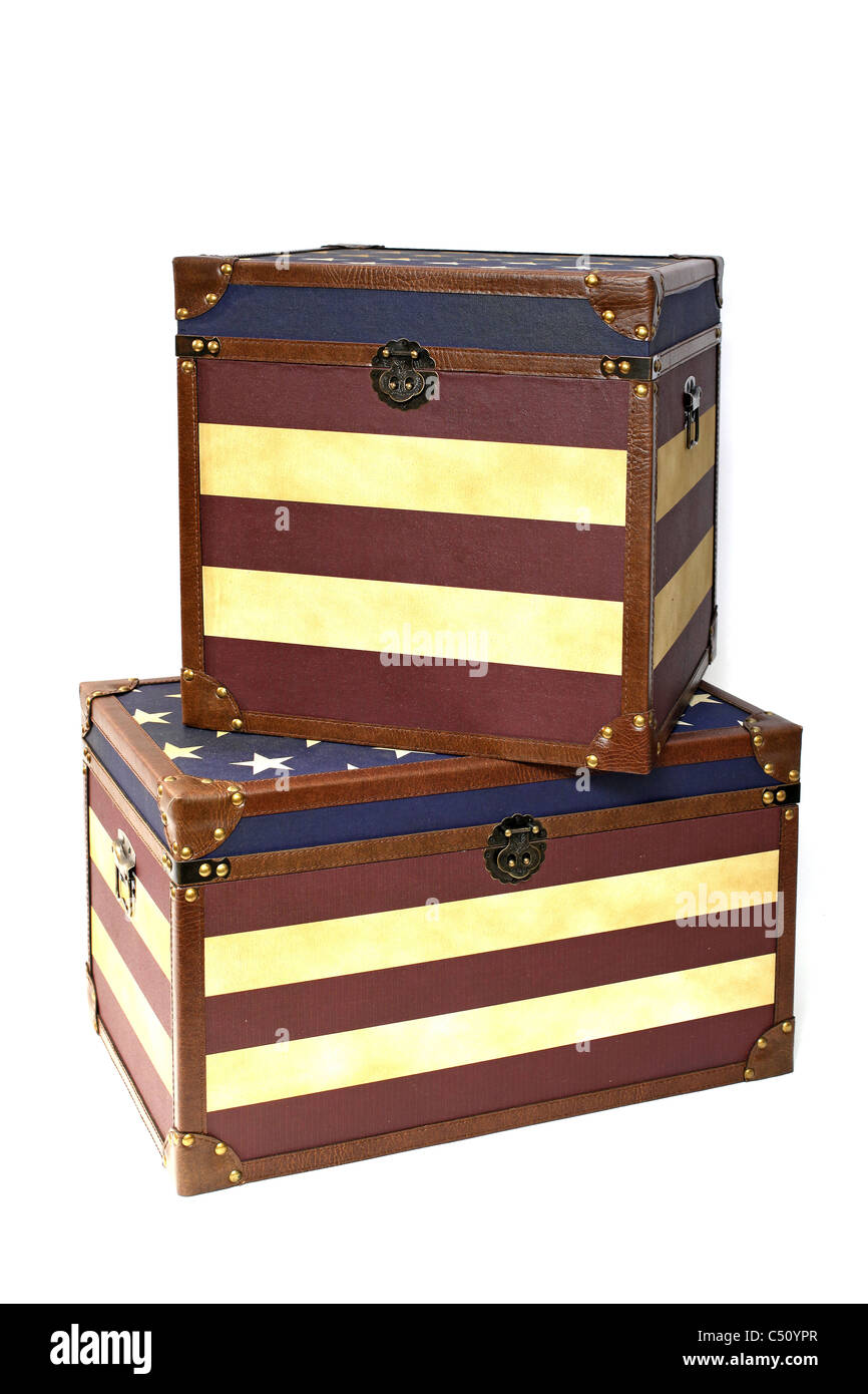Retro travel box hi-res stock photography and images - Alamy
