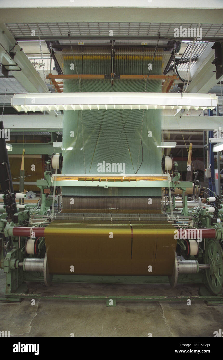 Weaving loom uk hi-res stock photography and images - Alamy