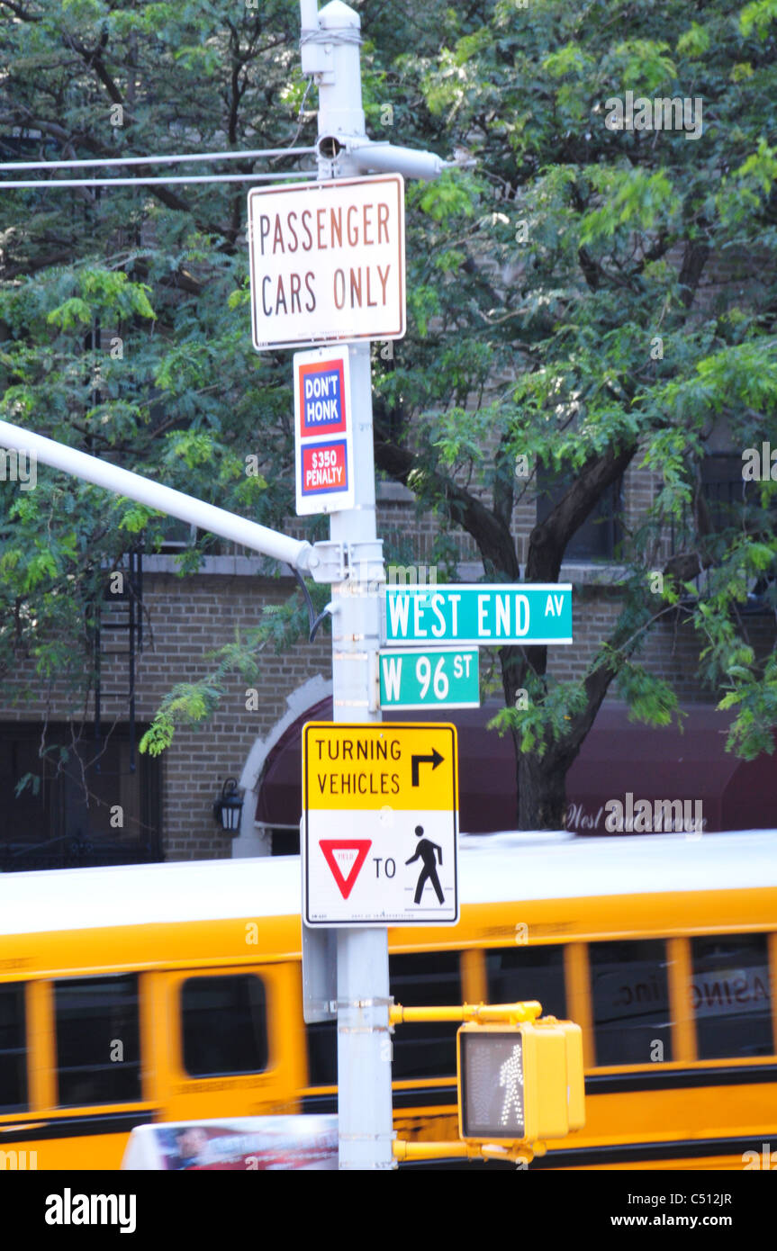 New York Street Signs and Directions Stock Photo - Alamy