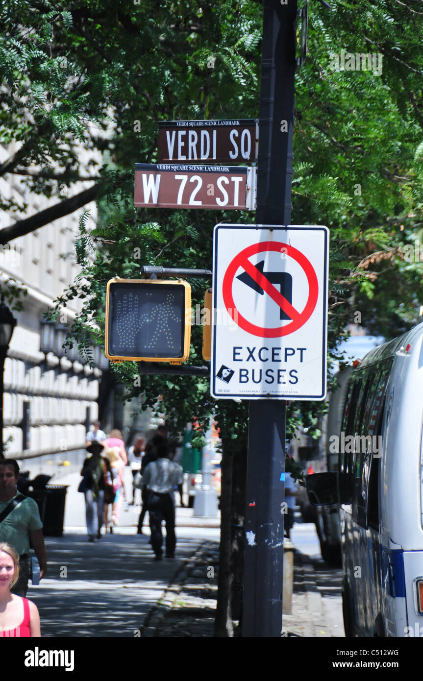 New York Street Signs and Directions Stock Photo - Alamy