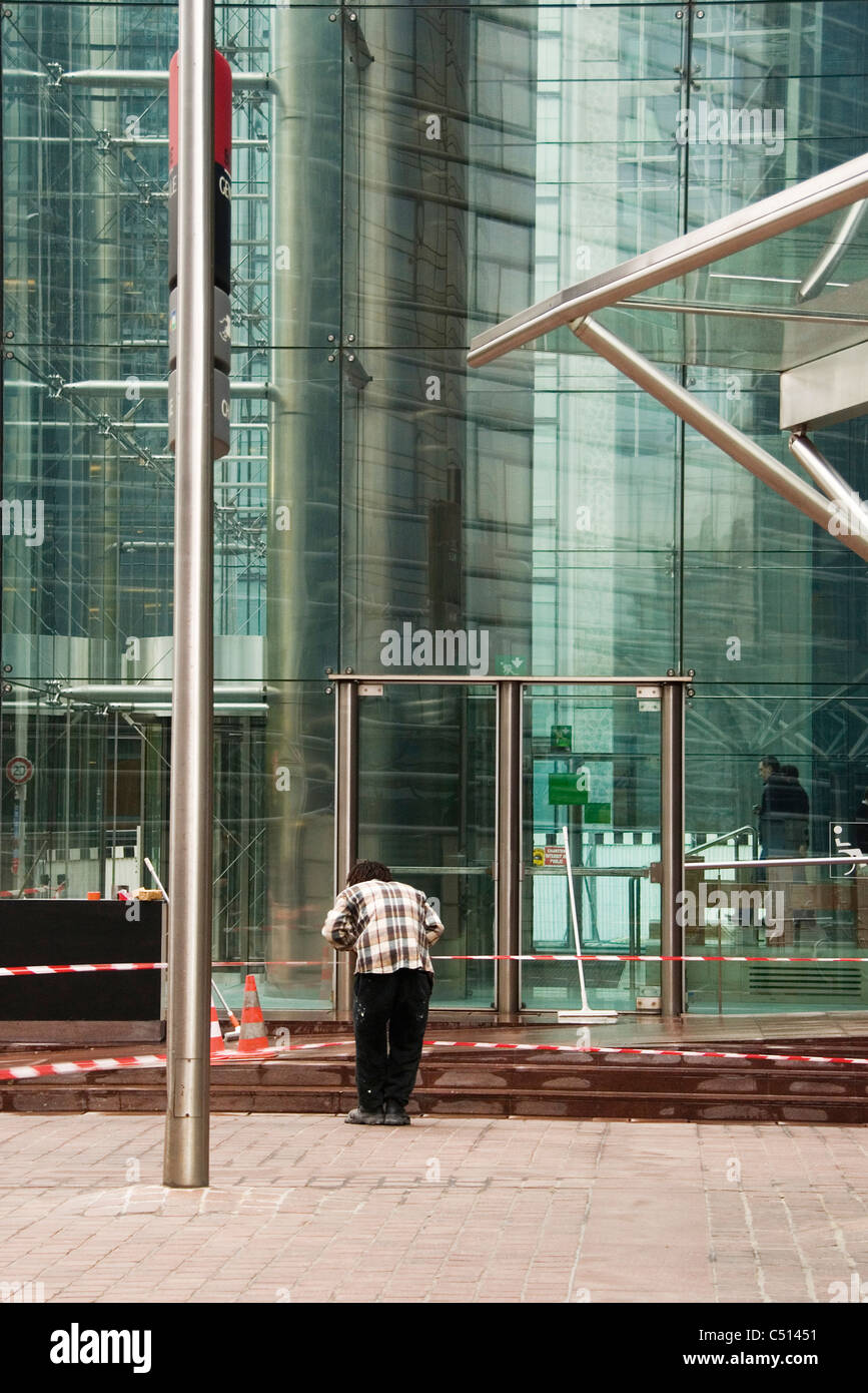 Under construction tape hi-res stock photography and images - Alamy