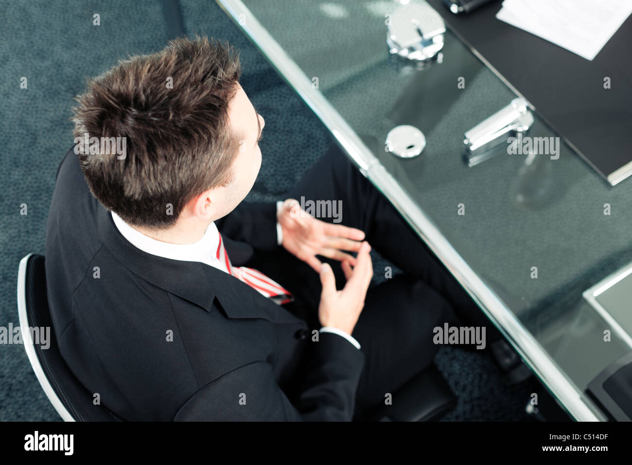 Interview applicant hi-res stock photography and images - Alamy