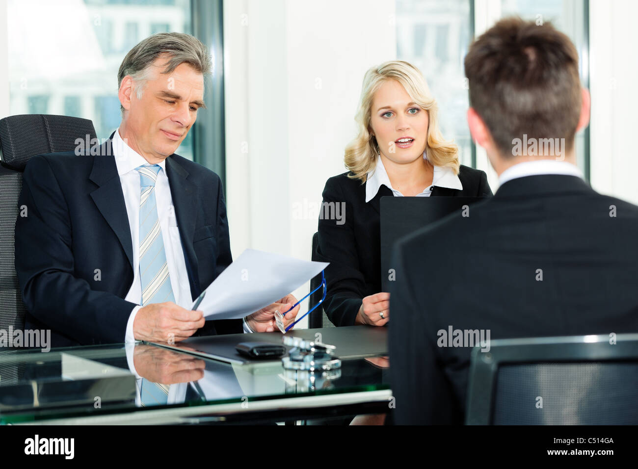 Interview applicant hi-res stock photography and images - Alamy