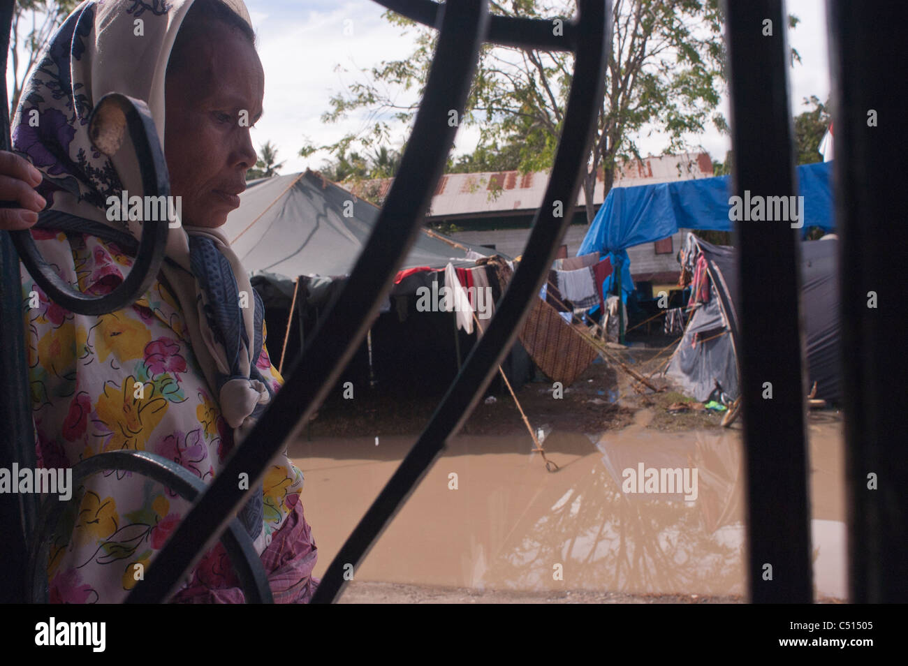Indian ocean tsunami 2004 aftermath hi-res stock photography and images ...