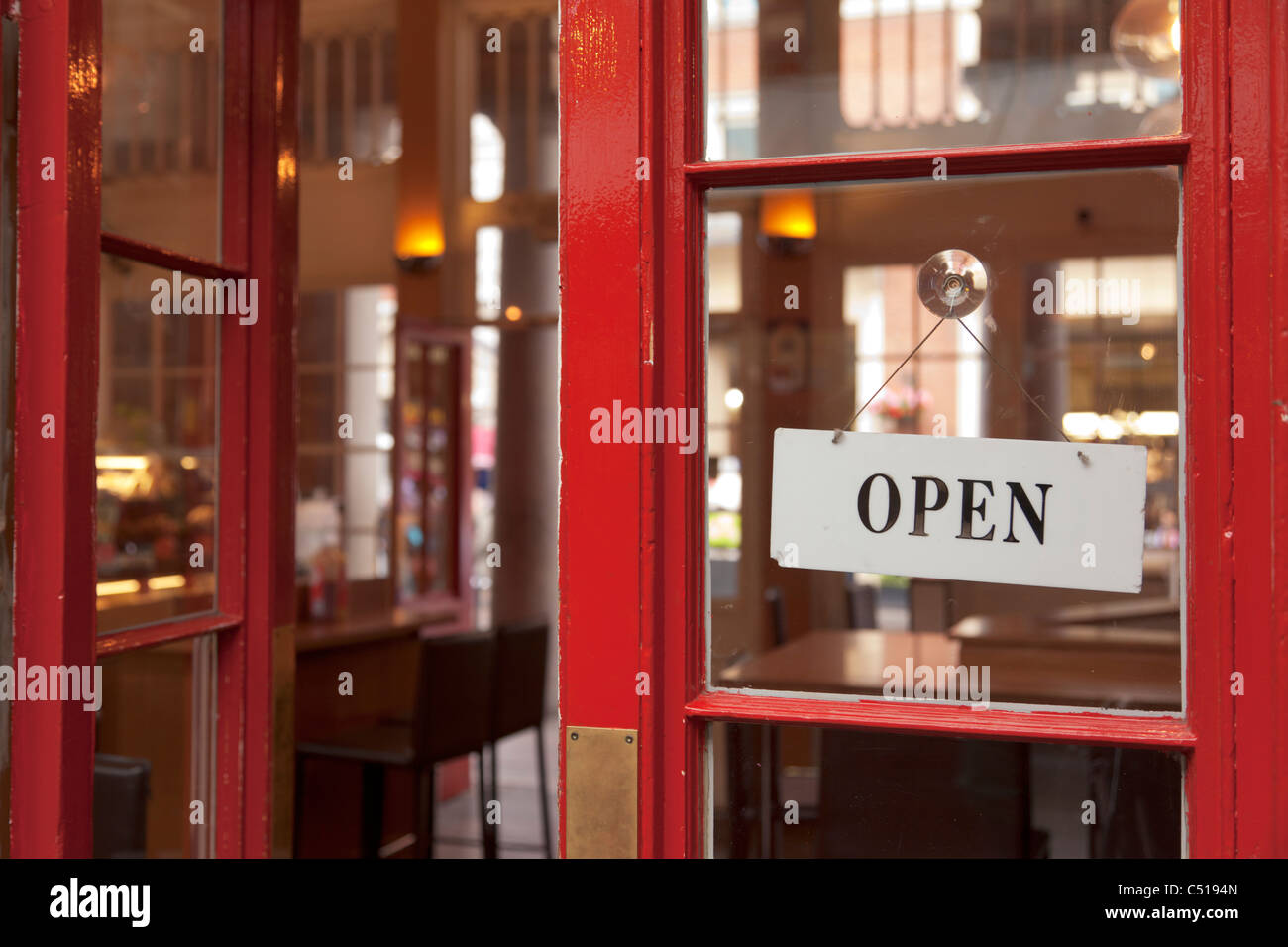 Open sign hi-res stock photography and images - Alamy