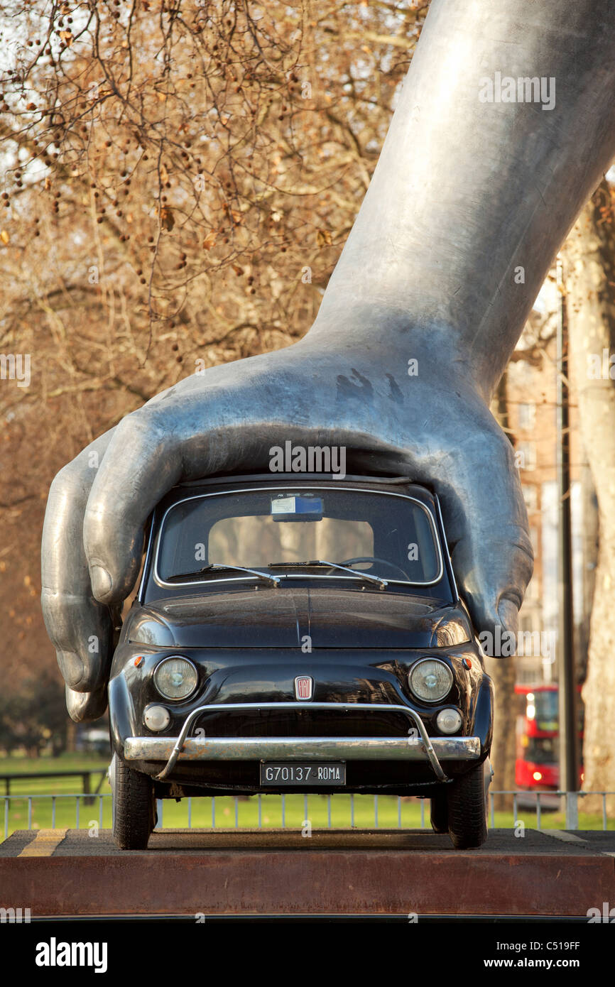 'Vroom, vroom' sculpture by Italian Artist Lorenzo Quinn in Central ...