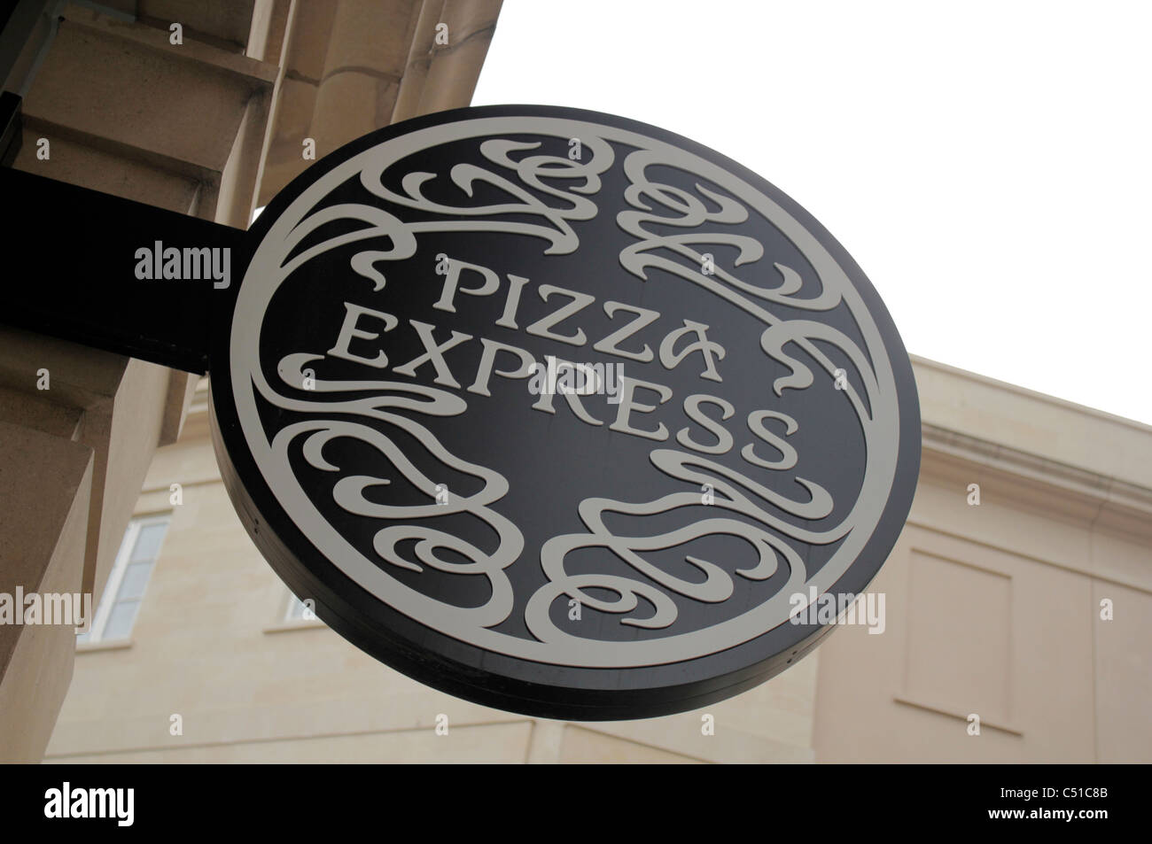 Pizza express logo hi-res stock photography and images - Alamy