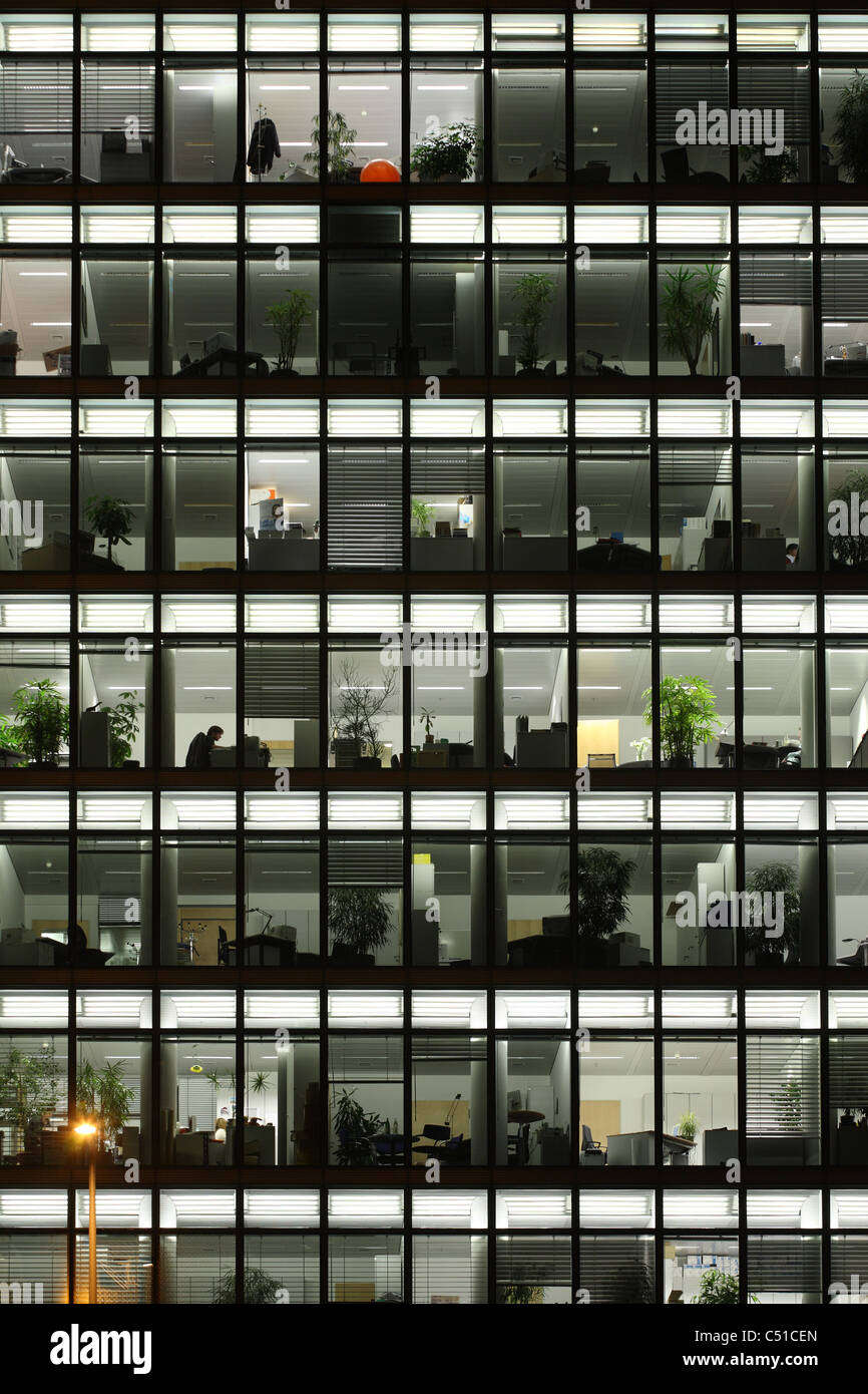 Office building berlin hi-res stock photography and images - Alamy