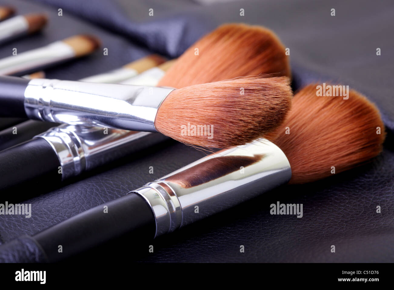 Makeup Brush Set Stock Photos & Makeup Brush Set Stock Images - Alamy