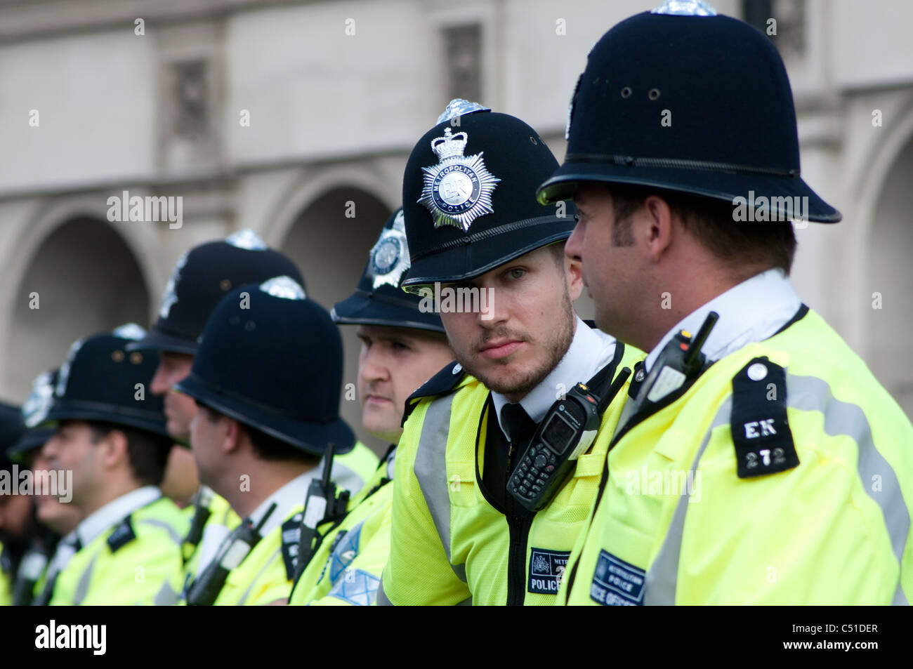 Police officer uk hi-res stock photography and images - Alamy