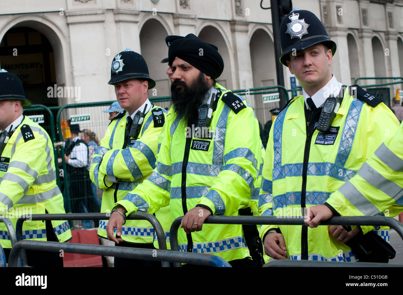 Sikh met police officer hi-res stock photography and images - Alamy
