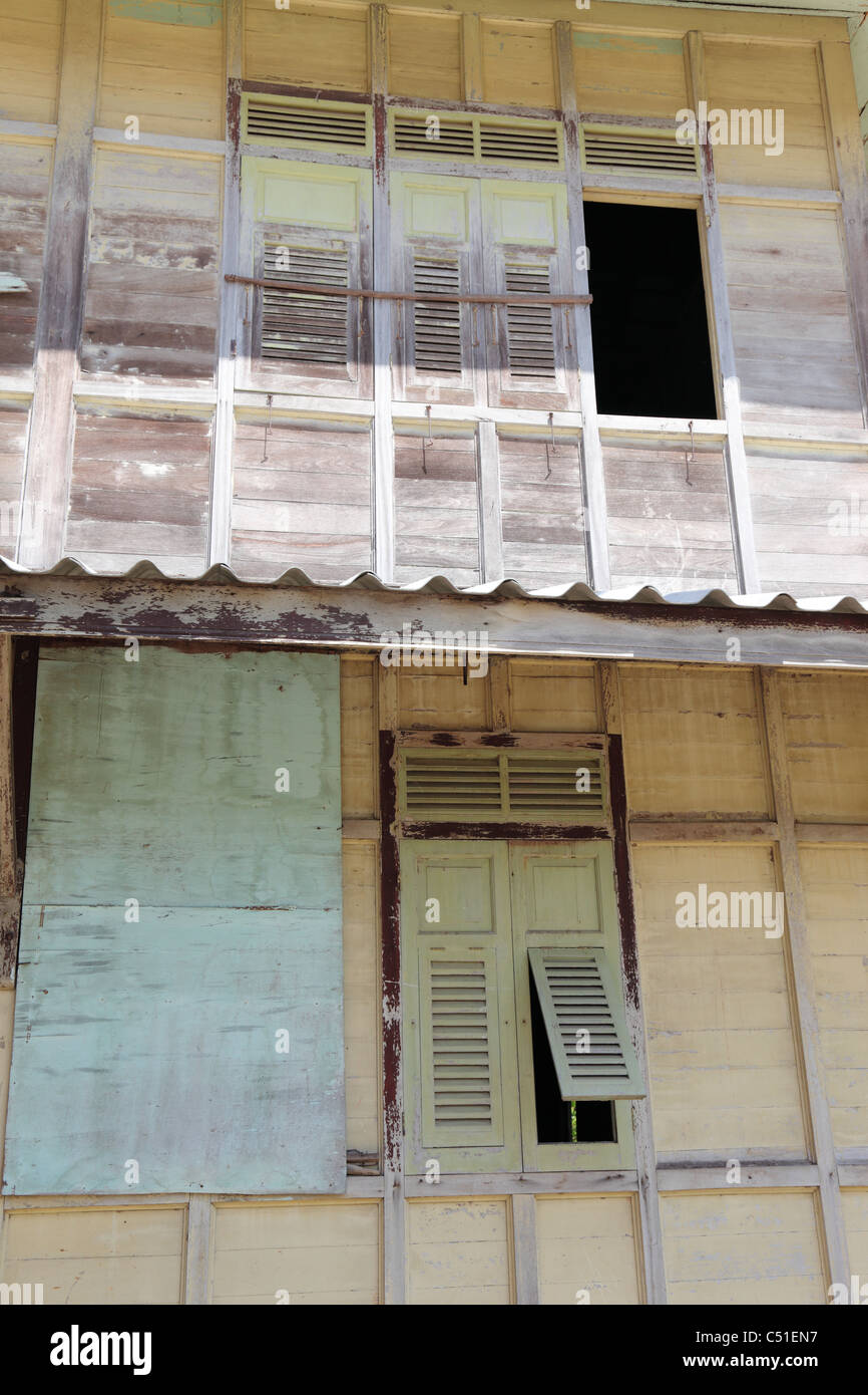 Colonial style architecture thailand hi-res stock photography and ...