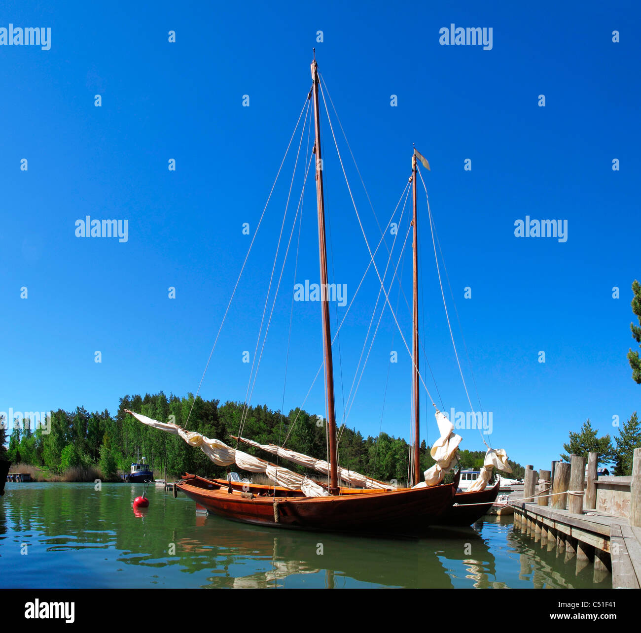 Archipelago boat hi-res stock photography and images - Alamy