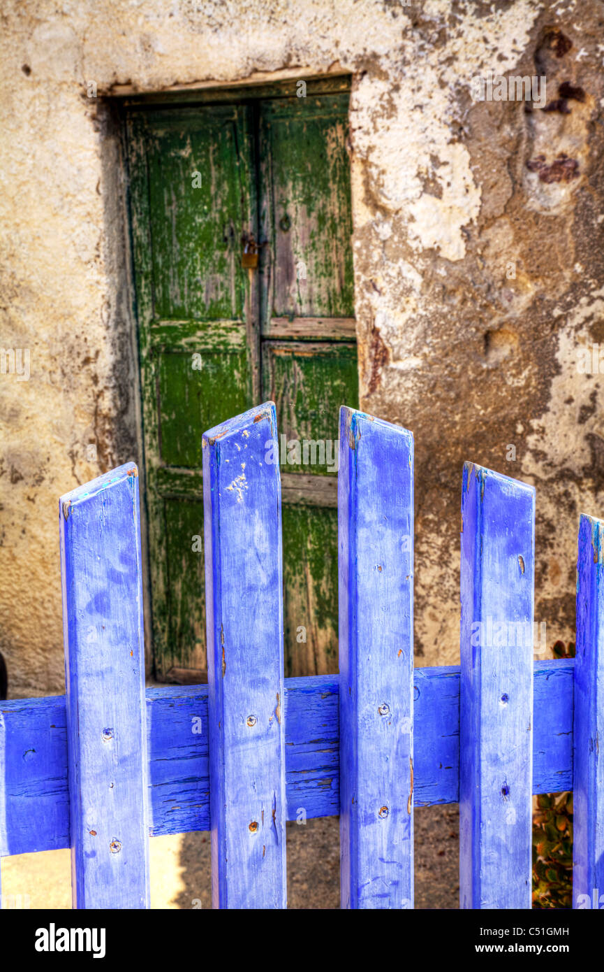 Worn gate hi-res stock photography and images - Alamy