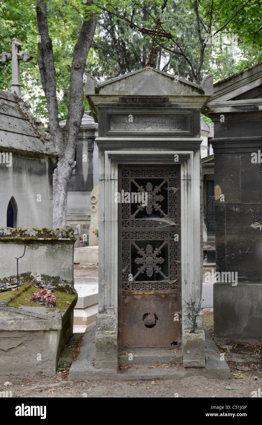 Typical cemetery hi-res stock photography and images - Alamy