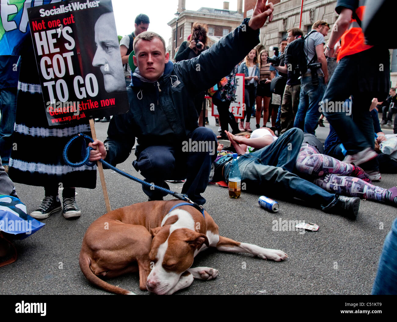 Teachers & Public sector workers march in London in support of ...