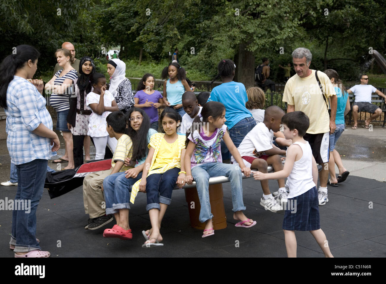 Crowded kids playground city hi-res stock photography and images - Alamy