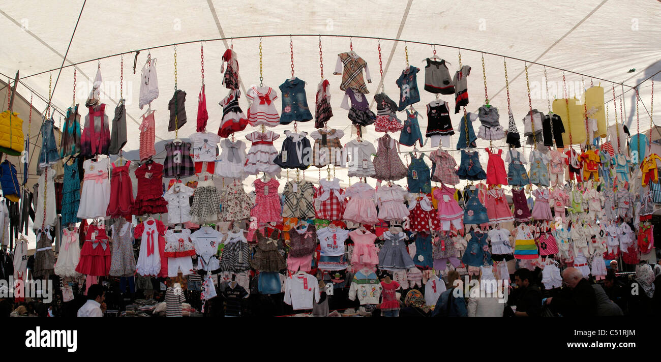 Istanbul street market hi-res stock photography and images - Alamy