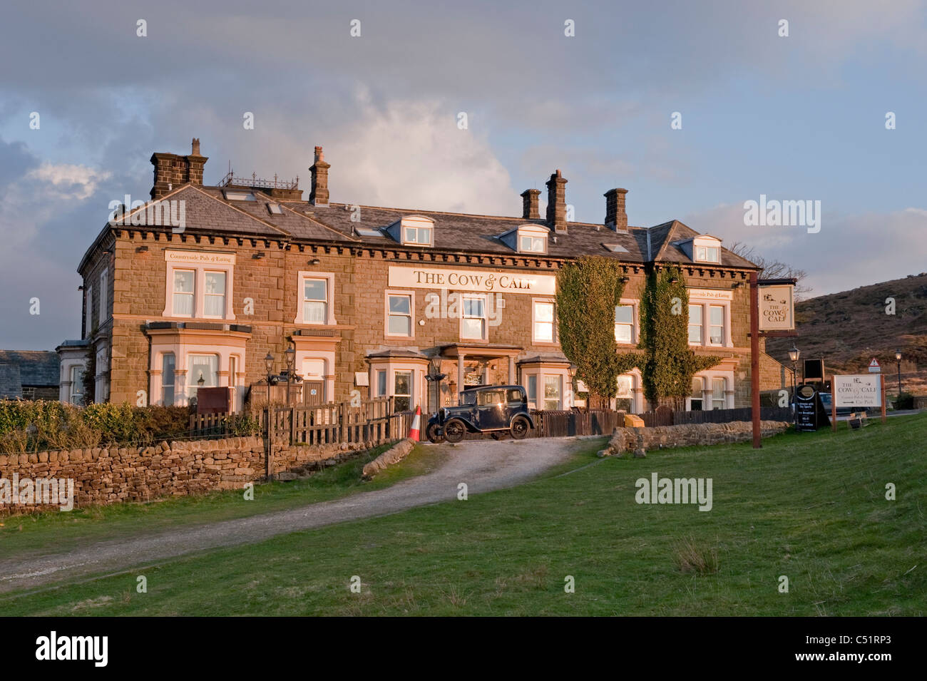Cow Calf Hotel Ilkley Stock Photos & Cow Calf Hotel Ilkley Stock Images ...