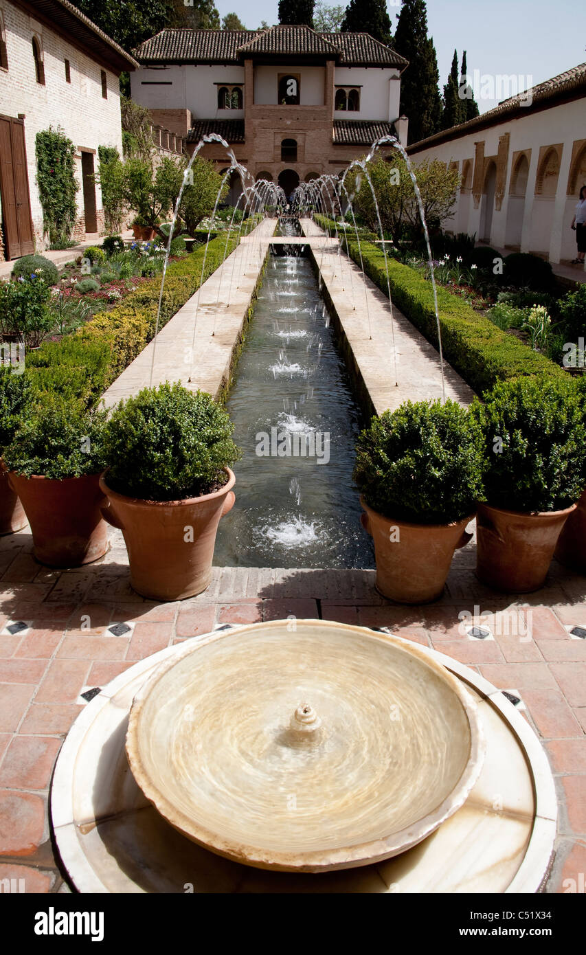 Granada Spain Alhambra palace Generalife garden water fountain Patio de ...