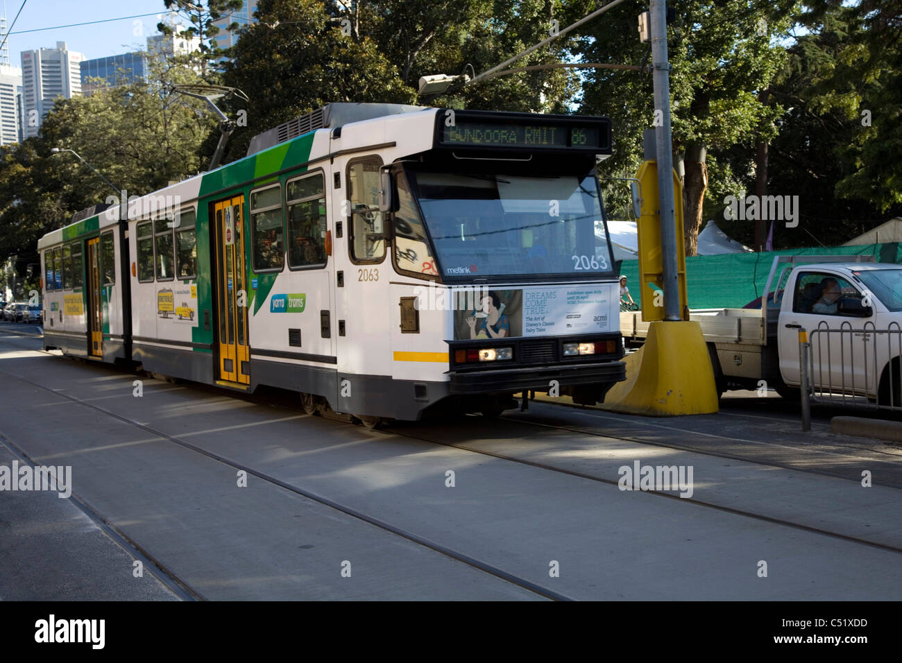 Electric Tram on St Victoria Parade, Melbourne, Victoria Stock Photo ...