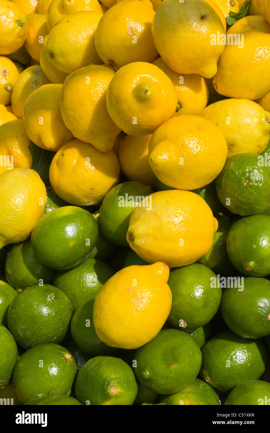 Lemons and limes hi-res stock photography and images - Alamy