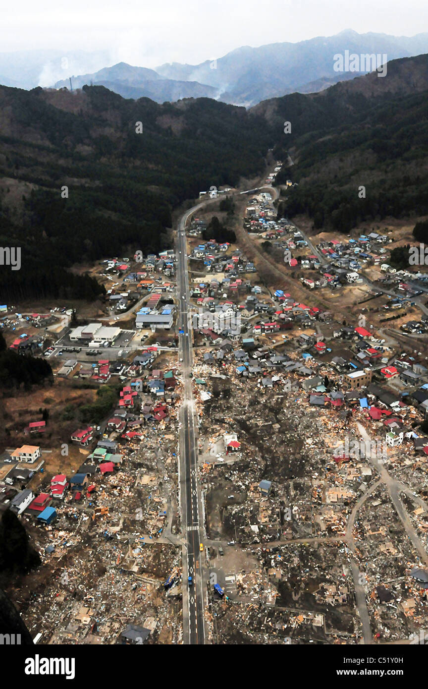 Japan tsunami devastation aerial hi-res stock photography and images ...