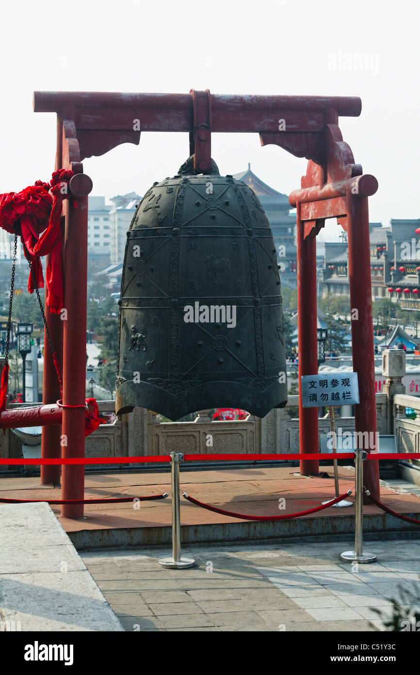 Giant bell hi-res stock photography and images - Alamy