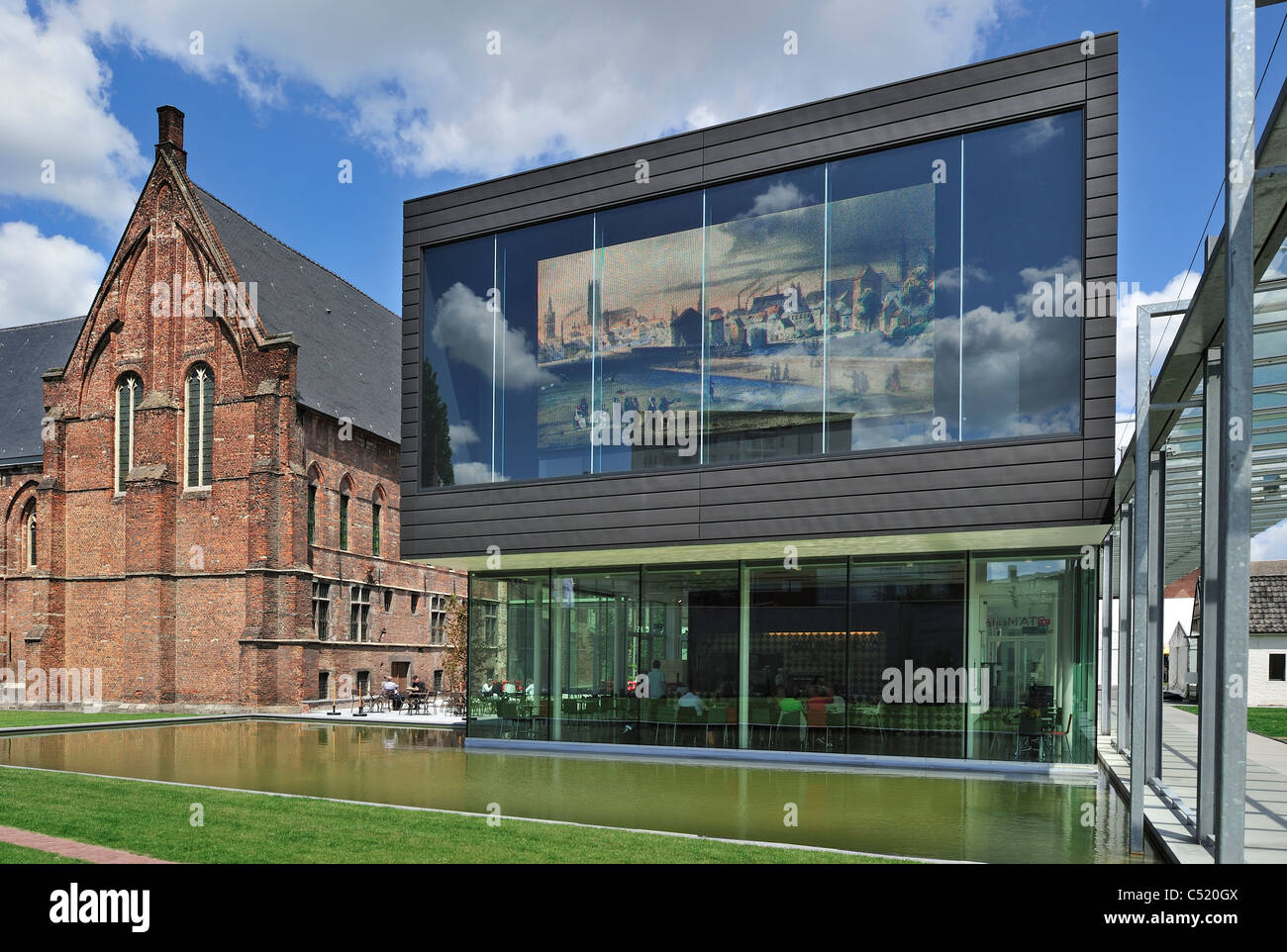 Abbey city historical building hi-res stock photography and images - Alamy