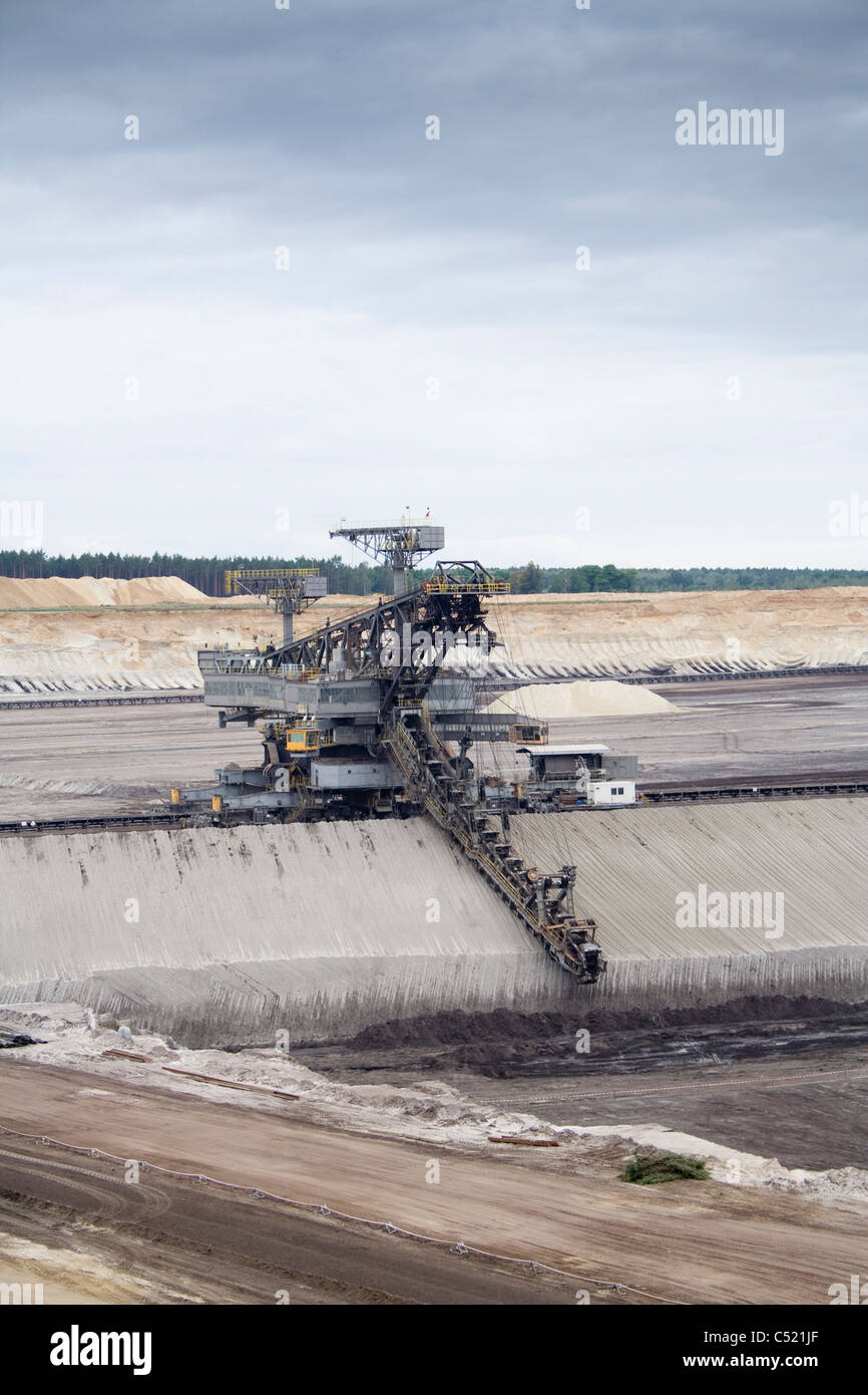 Open cut mines hi-res stock photography and images - Alamy