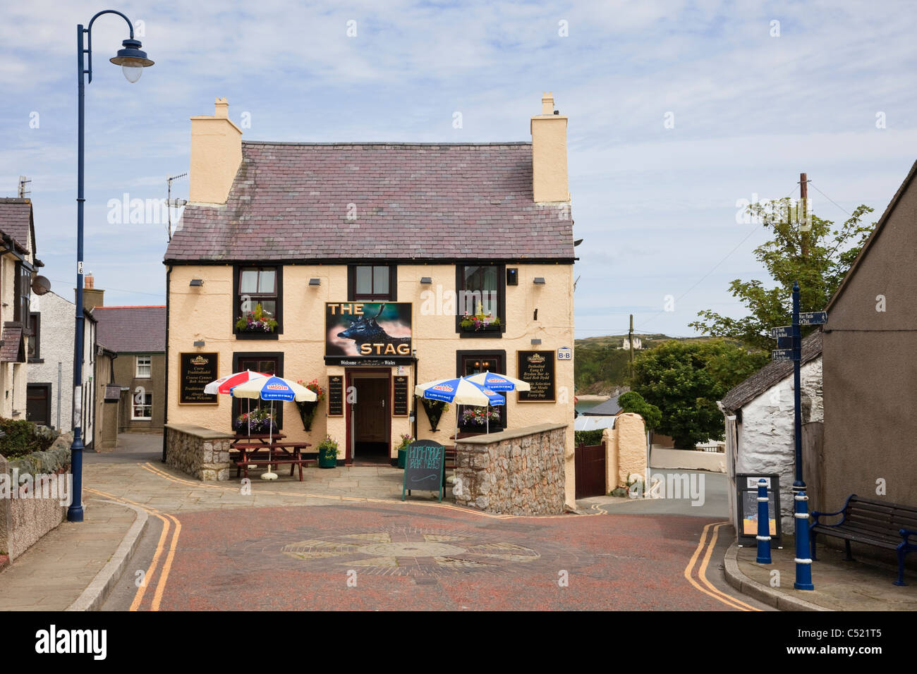 Cemaes, Isle of Anglesey, North Wales, UK, Britain. The Stag Inn, most ...