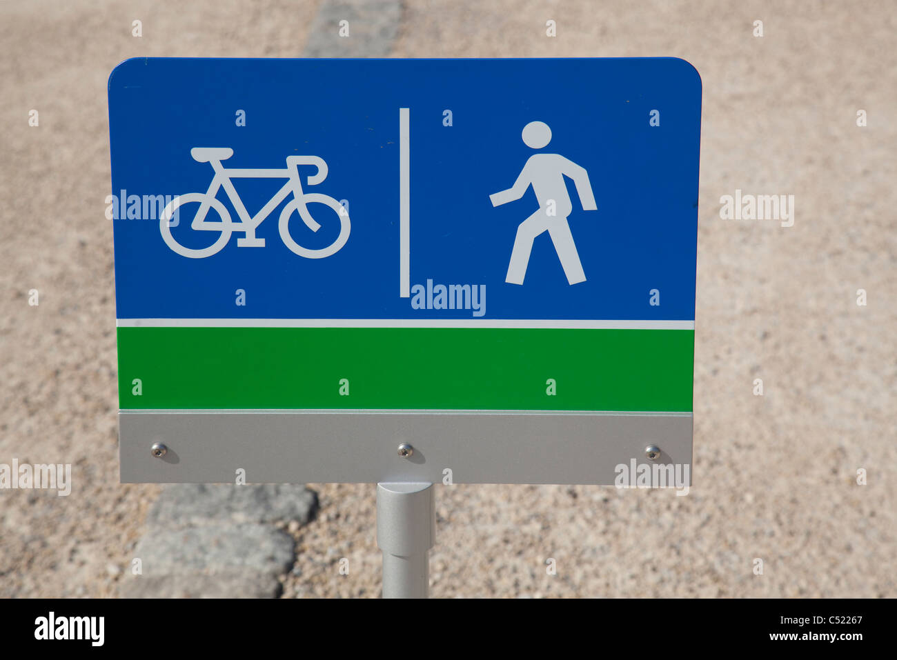 bike and walking sign Stock Photo - Alamy