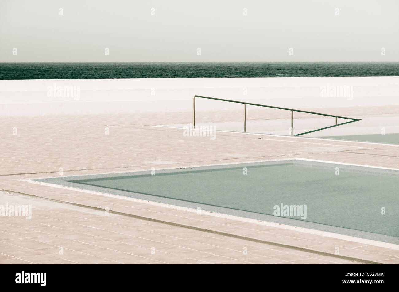 Balustrade pool hi-res stock photography and images - Alamy